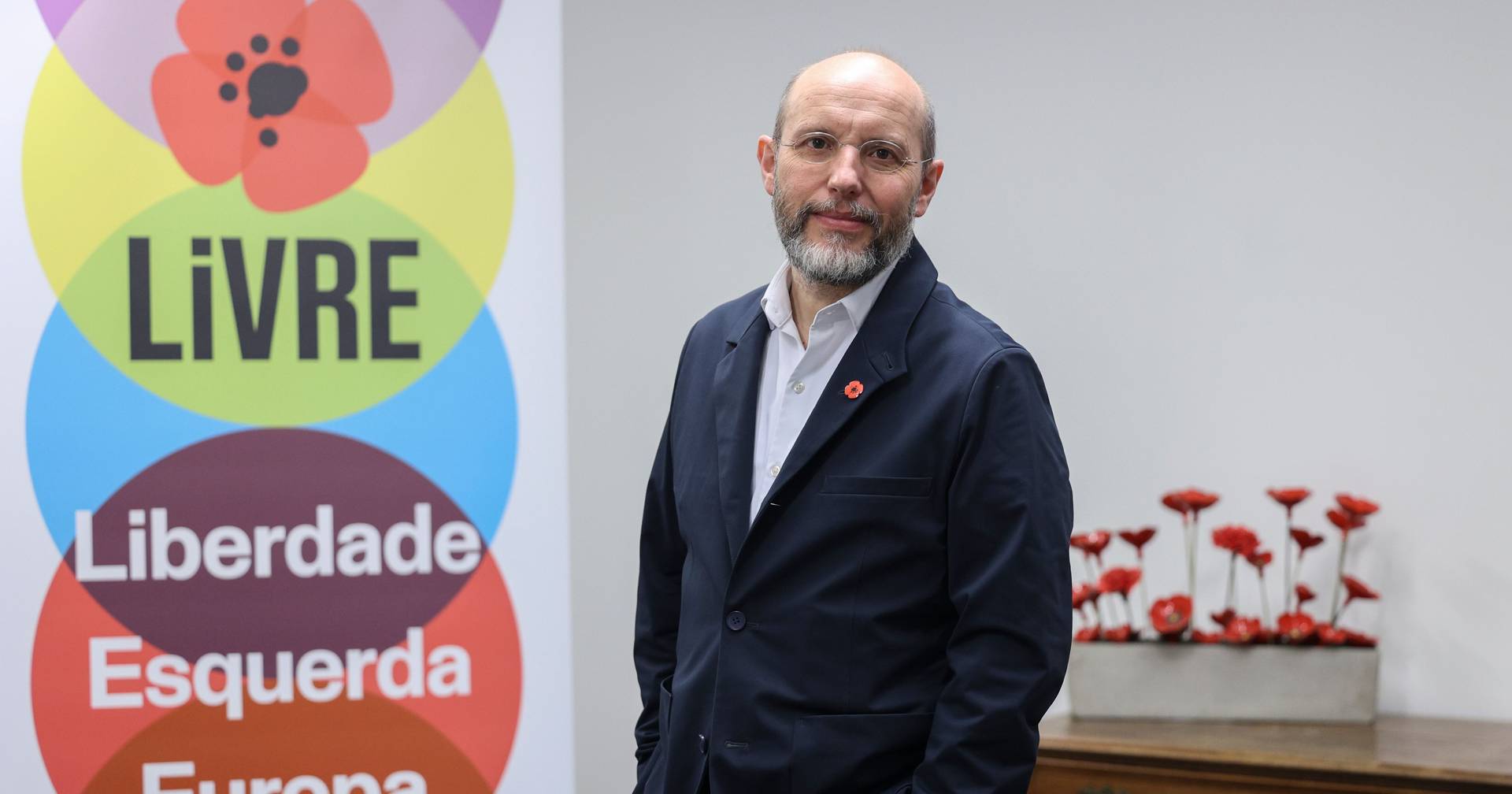 Rui Tavares considera "chocante" decisão do Governo de adiar ...