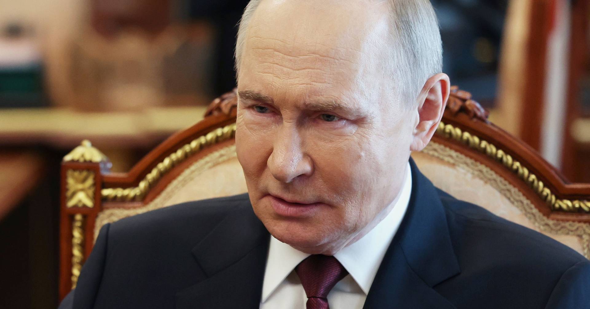 Da capela ao ginásio: Putin faz visita guiada a uma das suas casas para ...