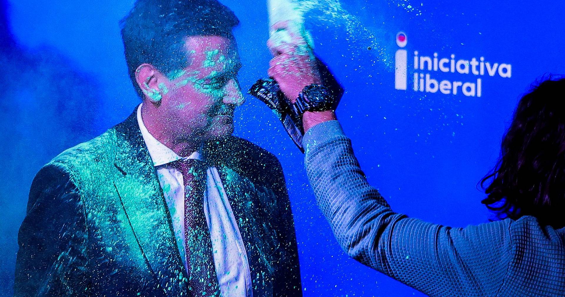 Rui Rocha atingido com tinta verde: IL vai apresentar queixa contra ...