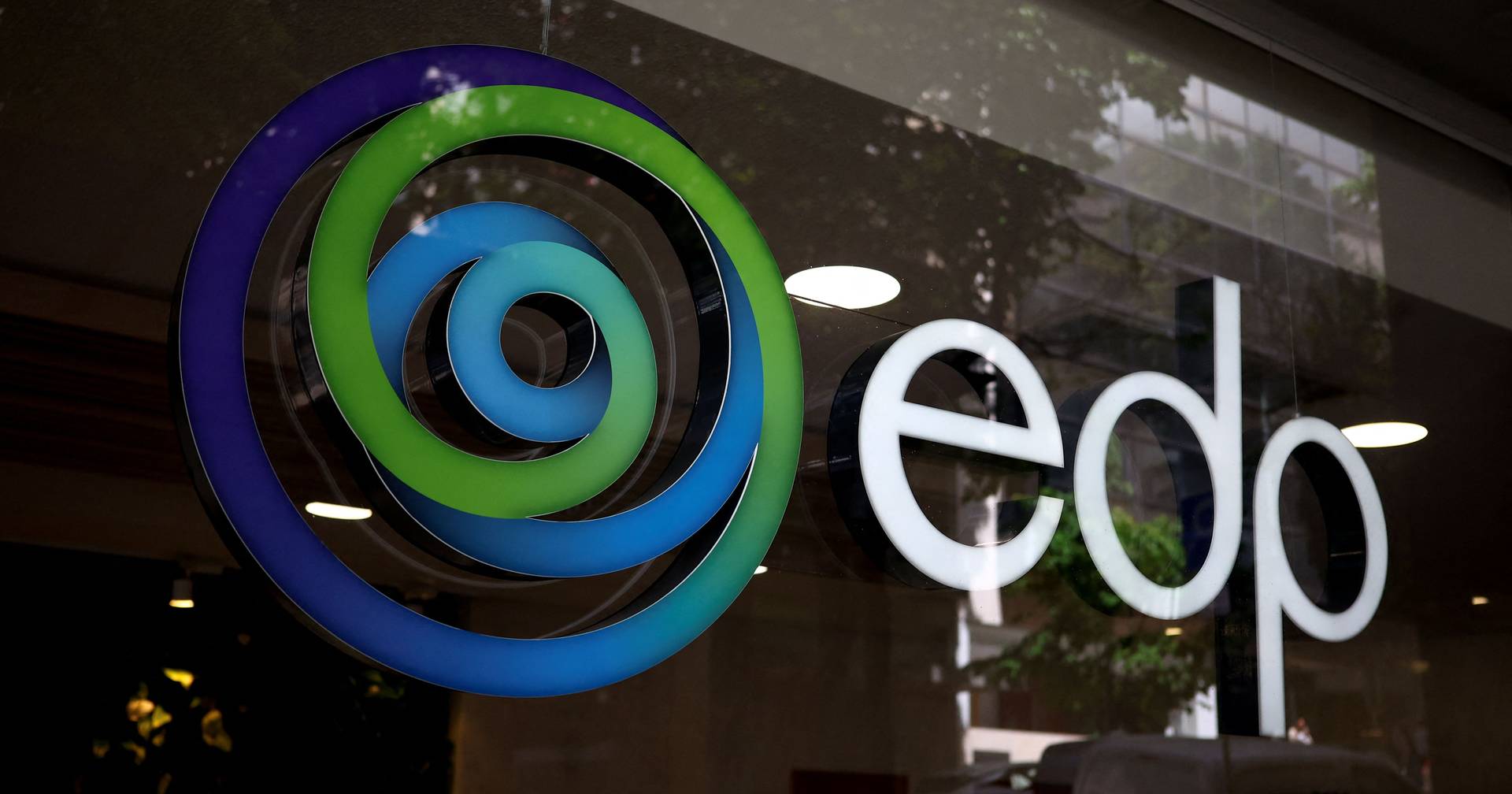 EDP vai abandonar dois projetos eólicos no mar nos EUA - SIC Notícias