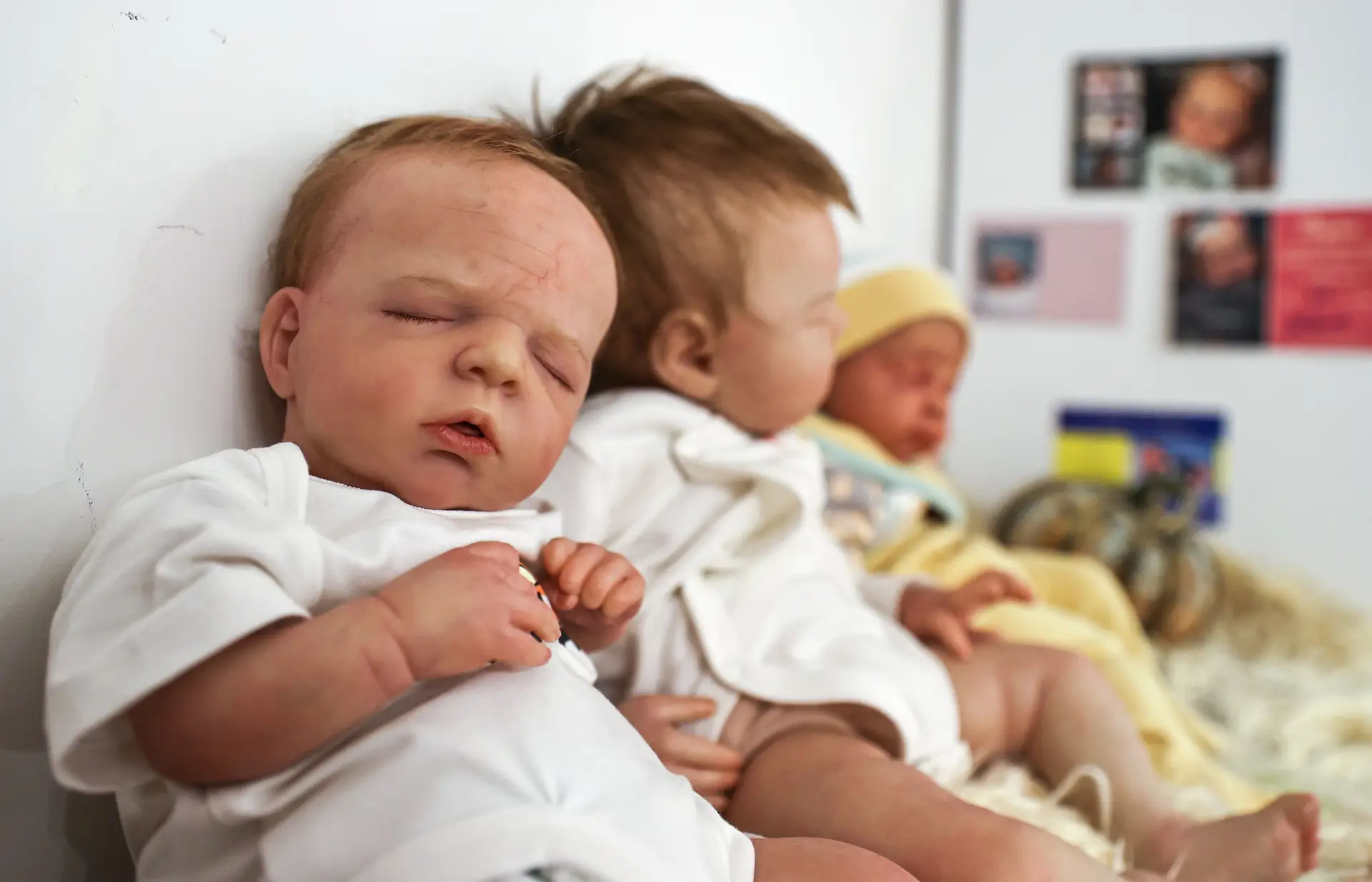 O que são os 'bebés Reborn' e porque estão a causar polémica no Brasil? - SIC Notícias