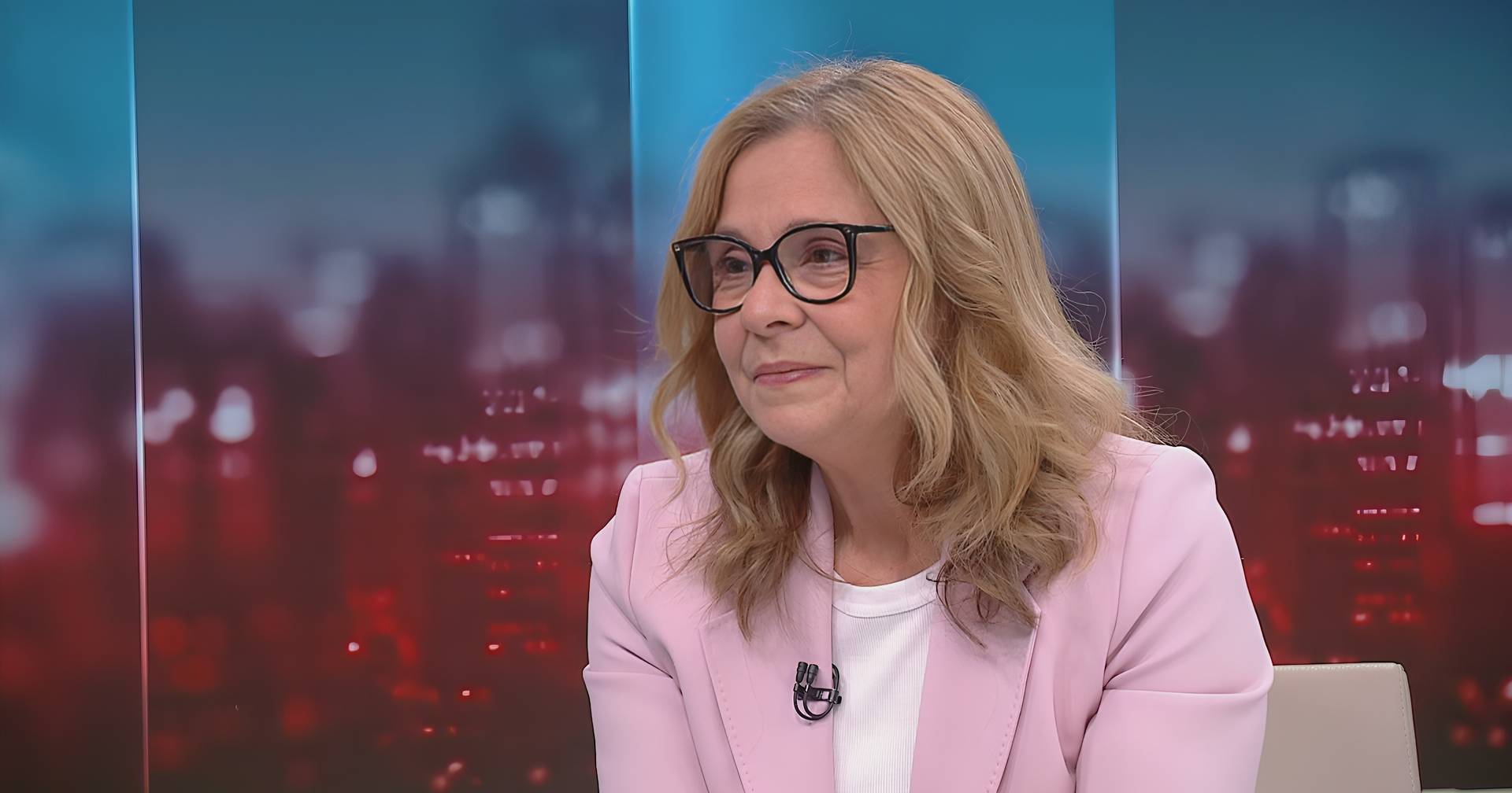 Ministra da Saúde em entrevista exclusiva à SIC e SIC Notícias - SIC Notícias