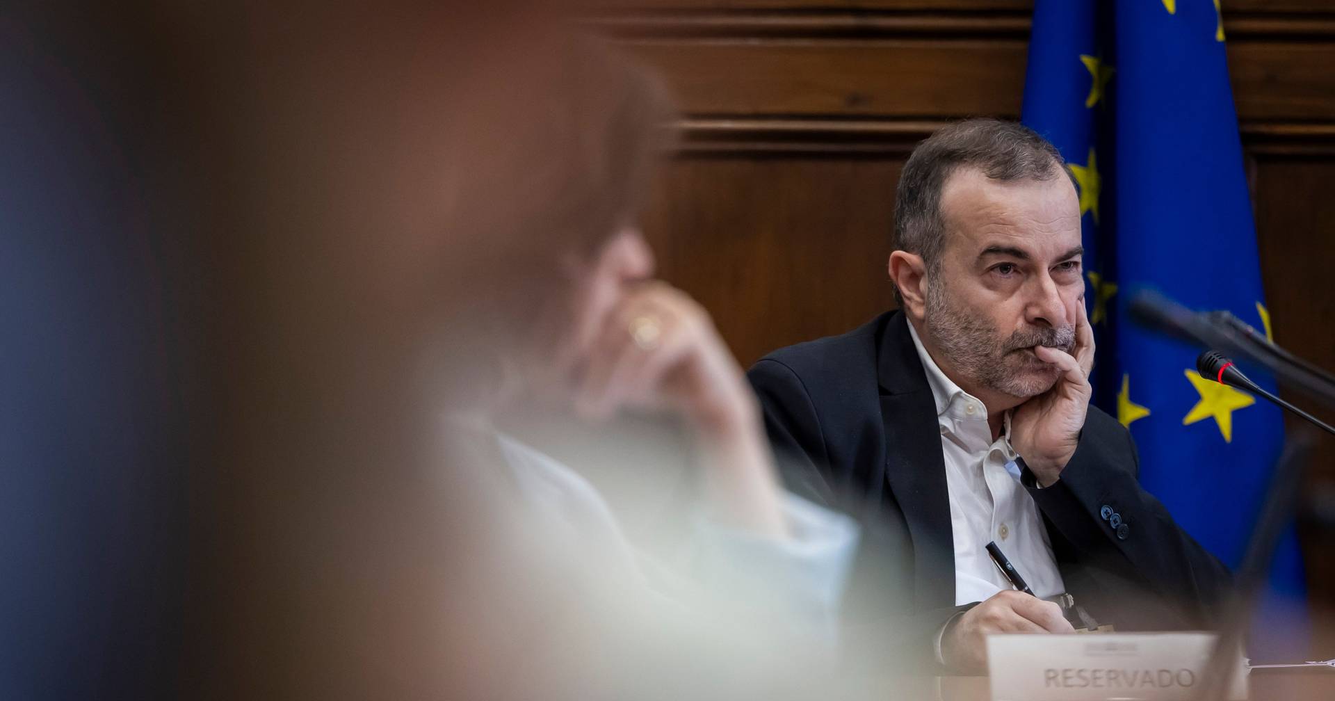 Ex-diretor de dermatologia do S. Maria diz não sabia o que médicos ...