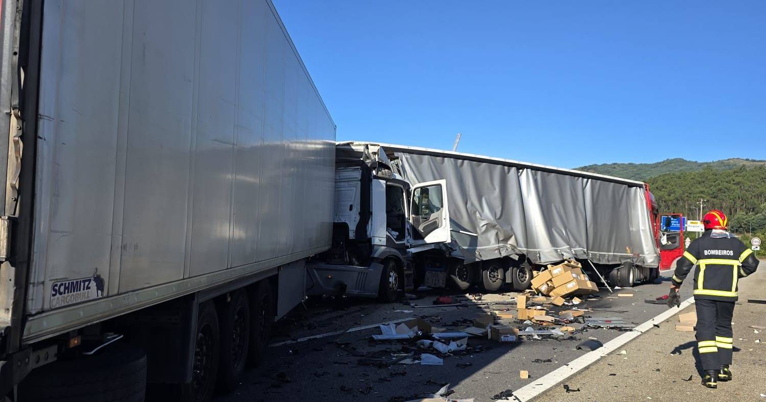 Um morto em acidente na A25 em Oliveira de Frades - SIC Notícias