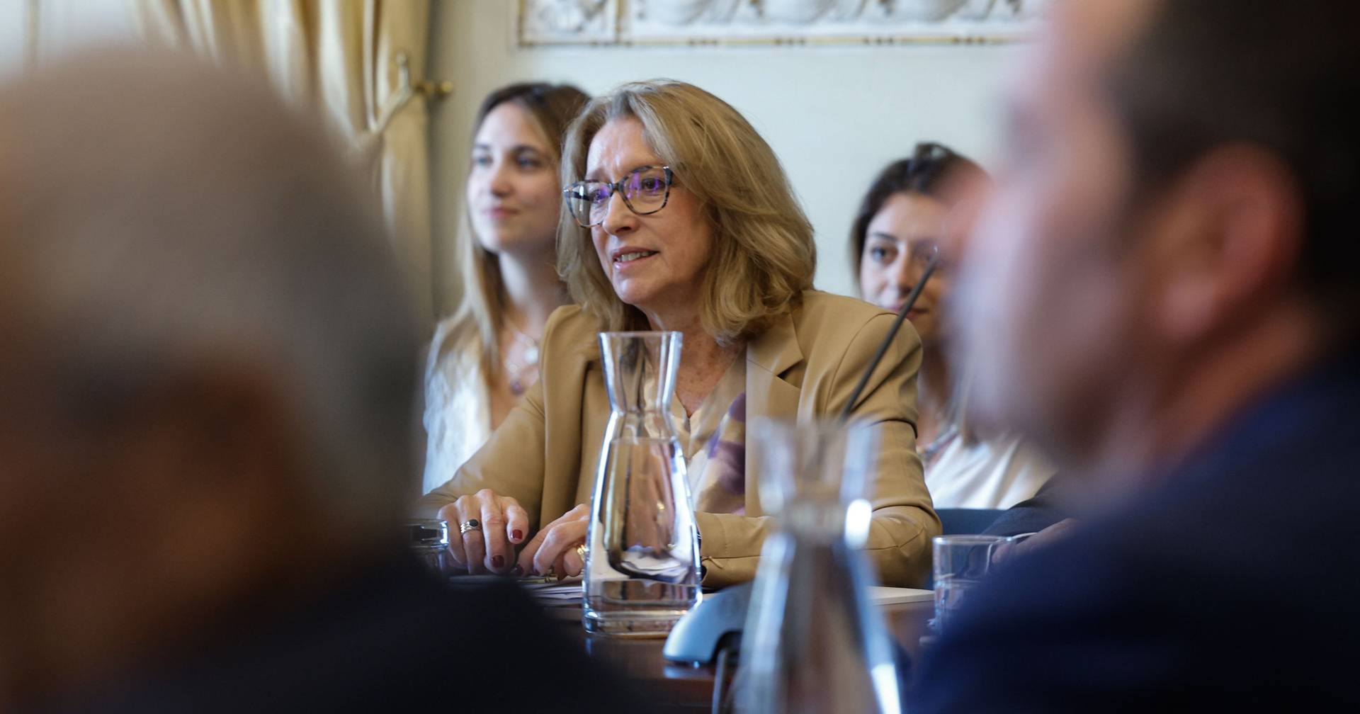 Ministra do Trabalho em entrevista à SIC Notícias - SIC Notícias