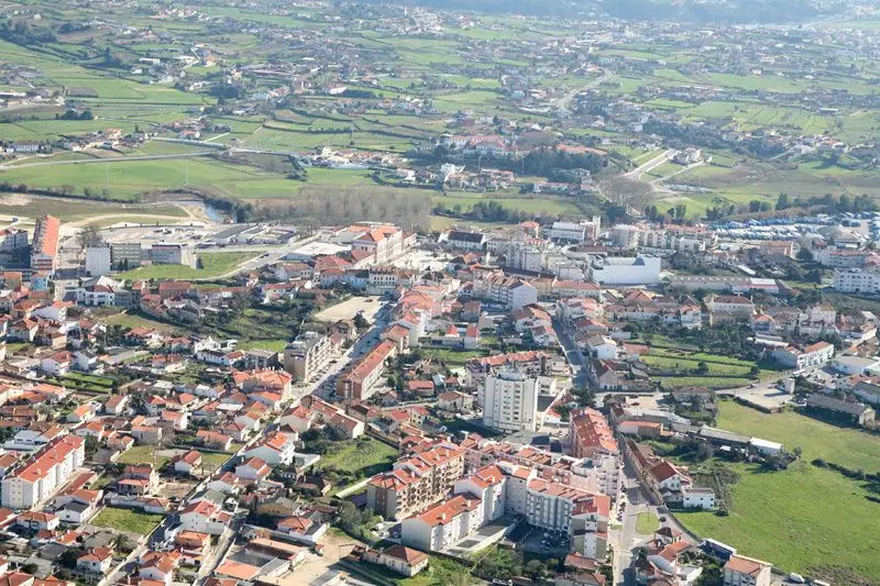 "Subestimada": cidade portuguesa ganha destaque internacional como ...