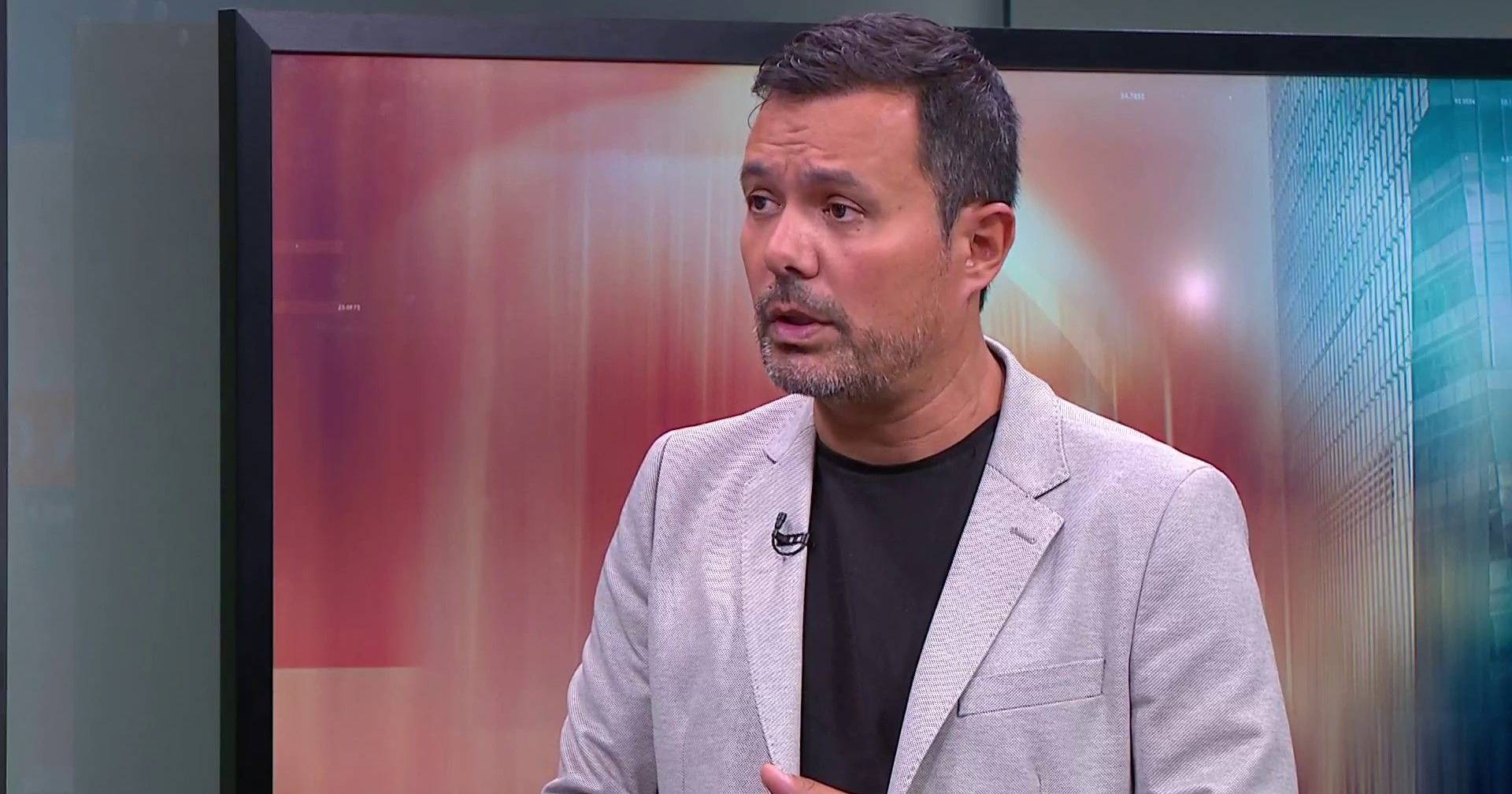 “As sanções vão corroendo a máquina de guerra russa” - SIC Notícias