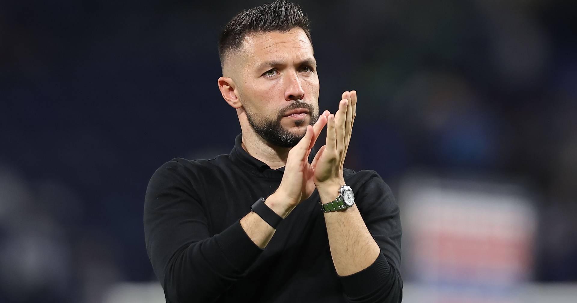 Farioli diz que críticas não chegam ao FC Porto no Olival: "A rede não é boa, a TV não funciona ...