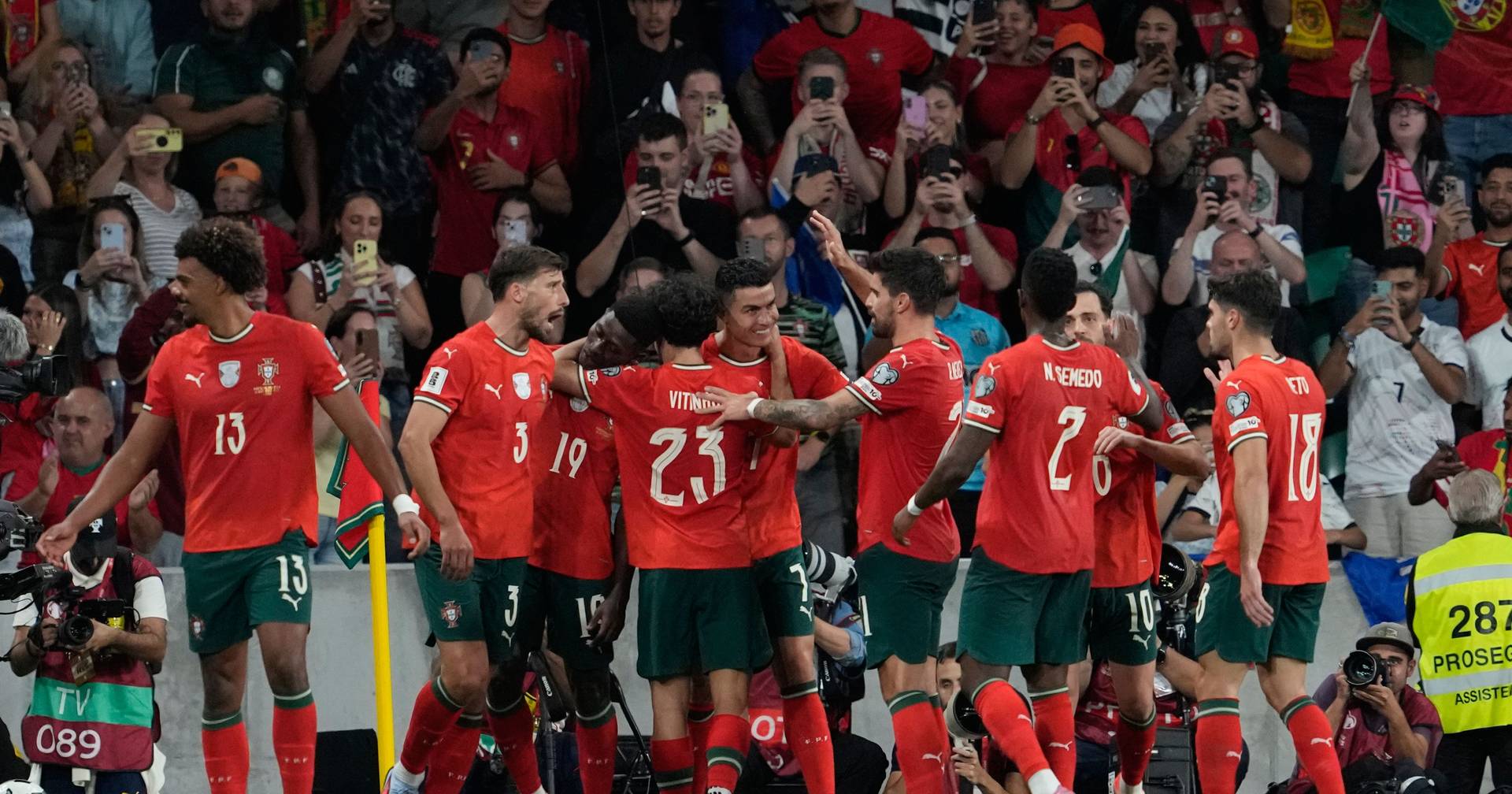 FIFA revela constituição dos potes para sorteio da fase final do ...