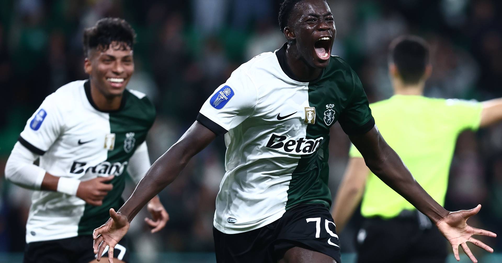 Salvador Blopa brilha e confirma força da formação do Sporting - SIC ...