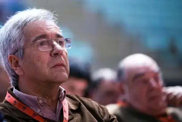 Antigo líder da UGT Torres Couto fica tetraplégico após acidente - SIC ...