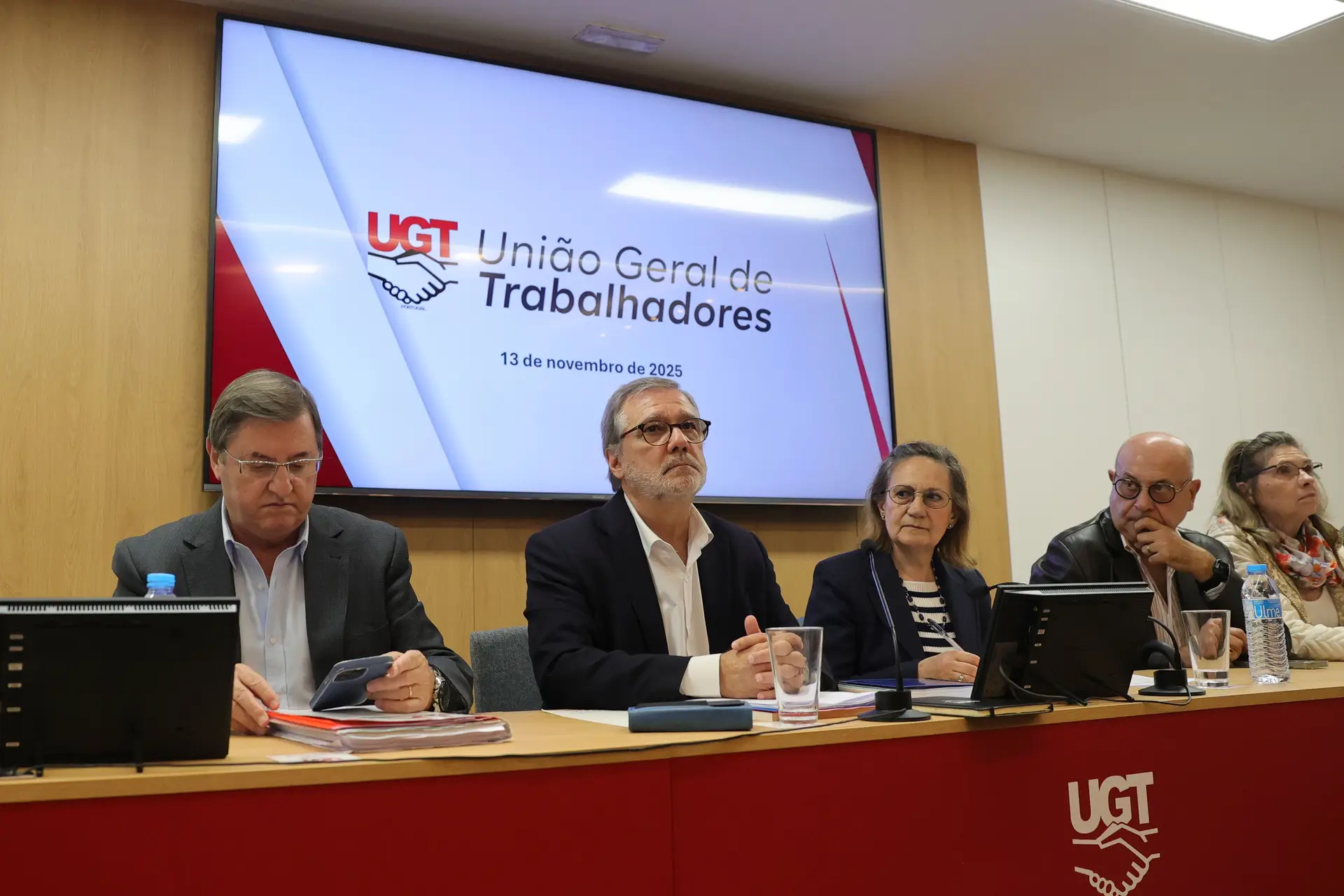UGT avisa: se Governo apresentar "folha igual", talvez seja preciso ...