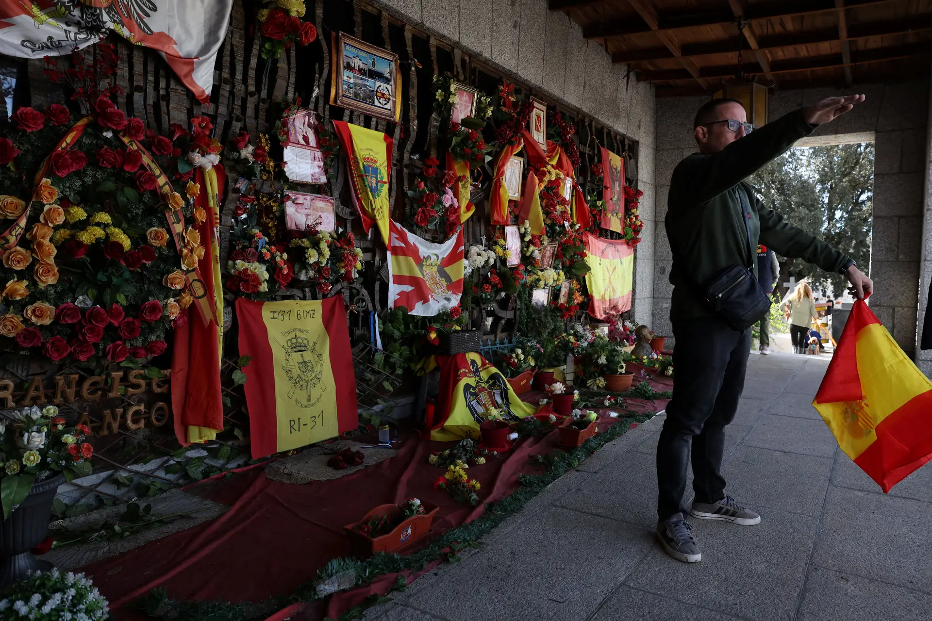 Espanha assinala 50 anos da morte do ditador Francisco Franco - SIC Notícias