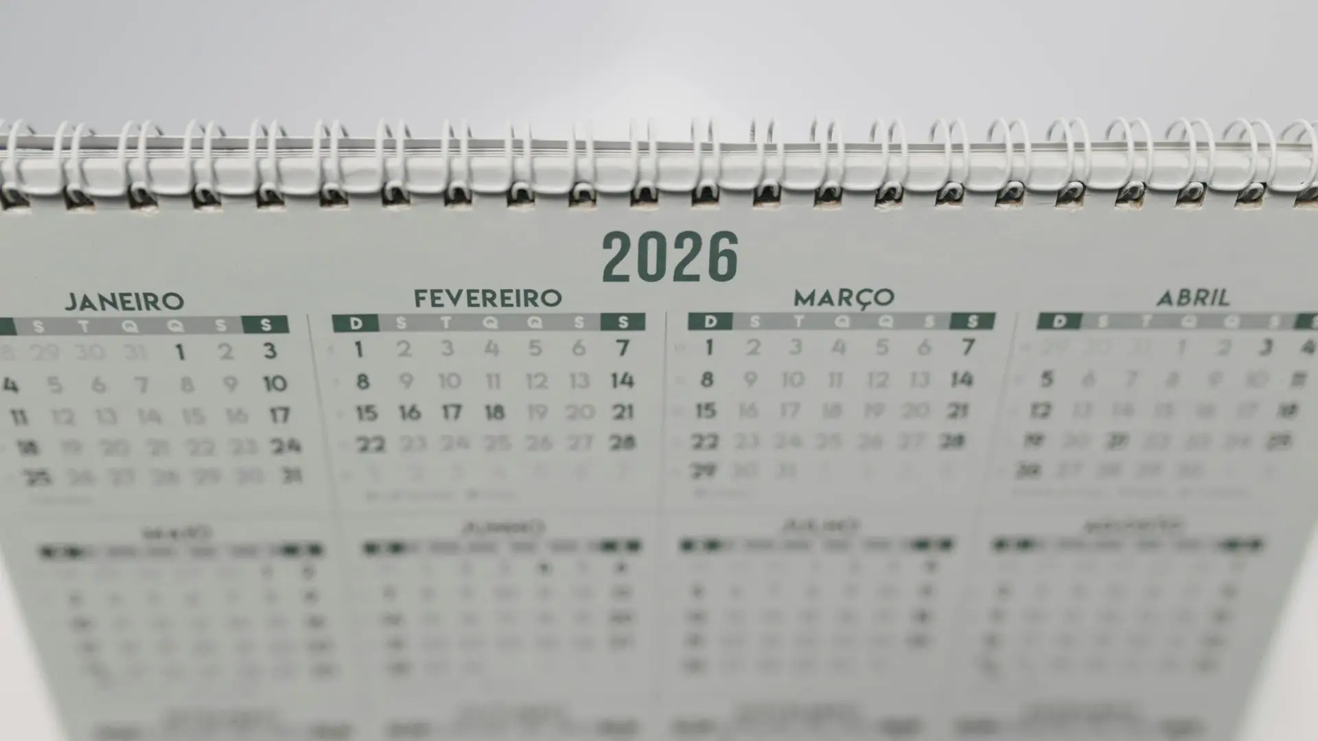Calendário para 2026: os feriados, pontes e fins de semana prolongados ...