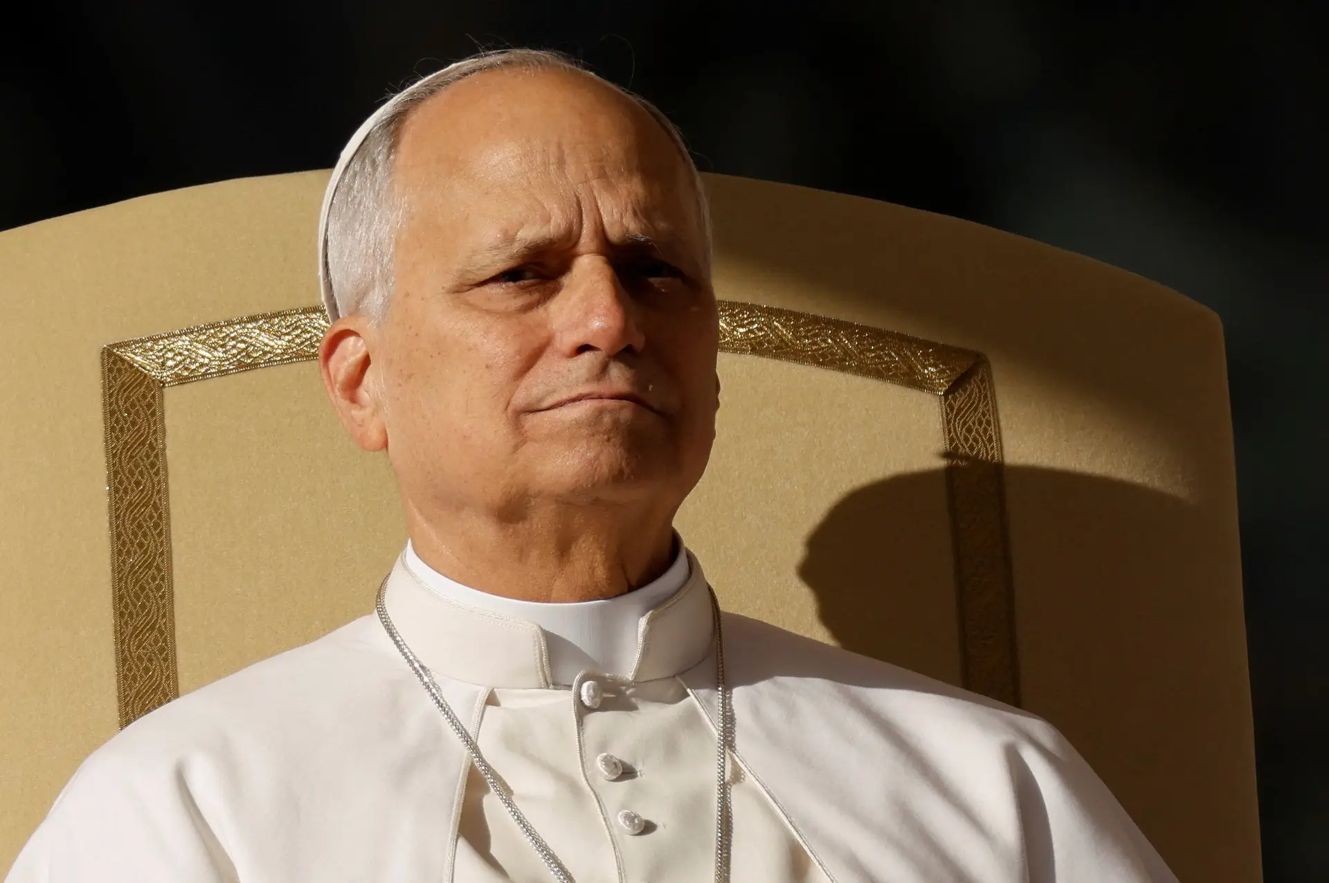 Papa pede a 'secretas' que não persigam políticos, jornalistas ou ...