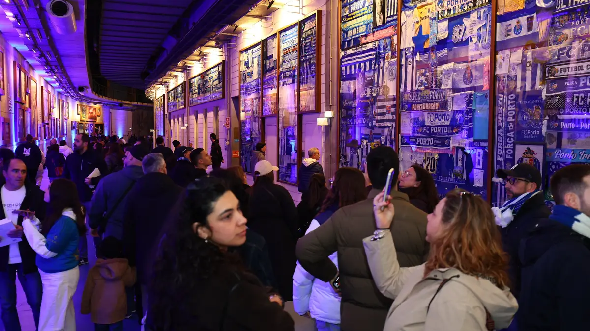 FC Porto abre memorial a Pinto da Costa com 10 mil objetos deixados no ...