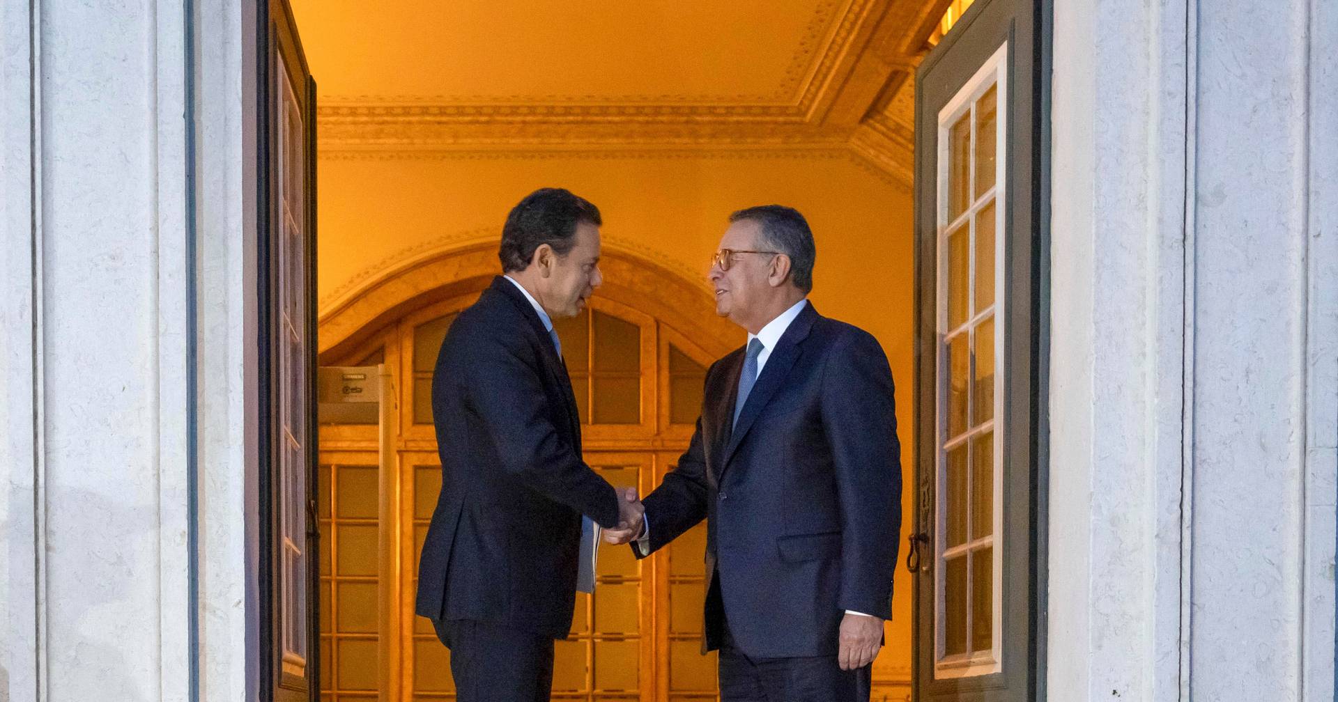 Primeira reunião pós-eleitoral entre Luís Montenegro e António José ...