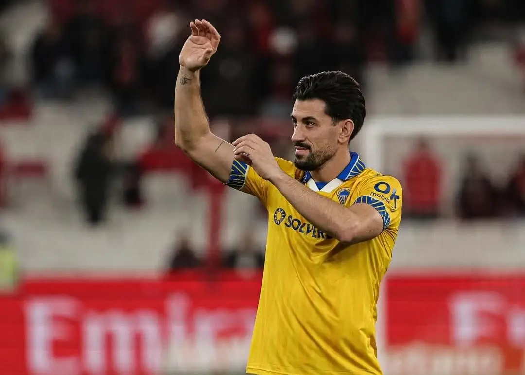 Pizzi anuncia fim de carreira e despede-se dos relvados frente ao ...