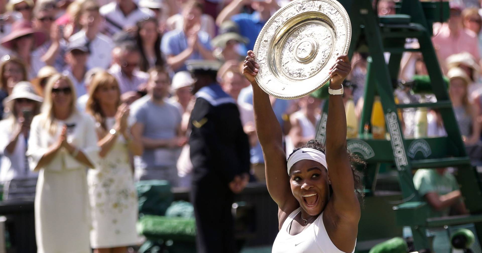 Serena Williams vai regressar ao ténis profissional para jogar pares em ...