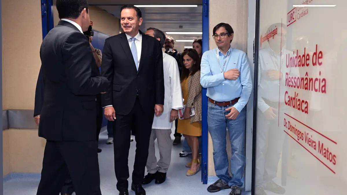 Hospital de Gaia reforça cardiologia com nova ressonância e heliporto ...