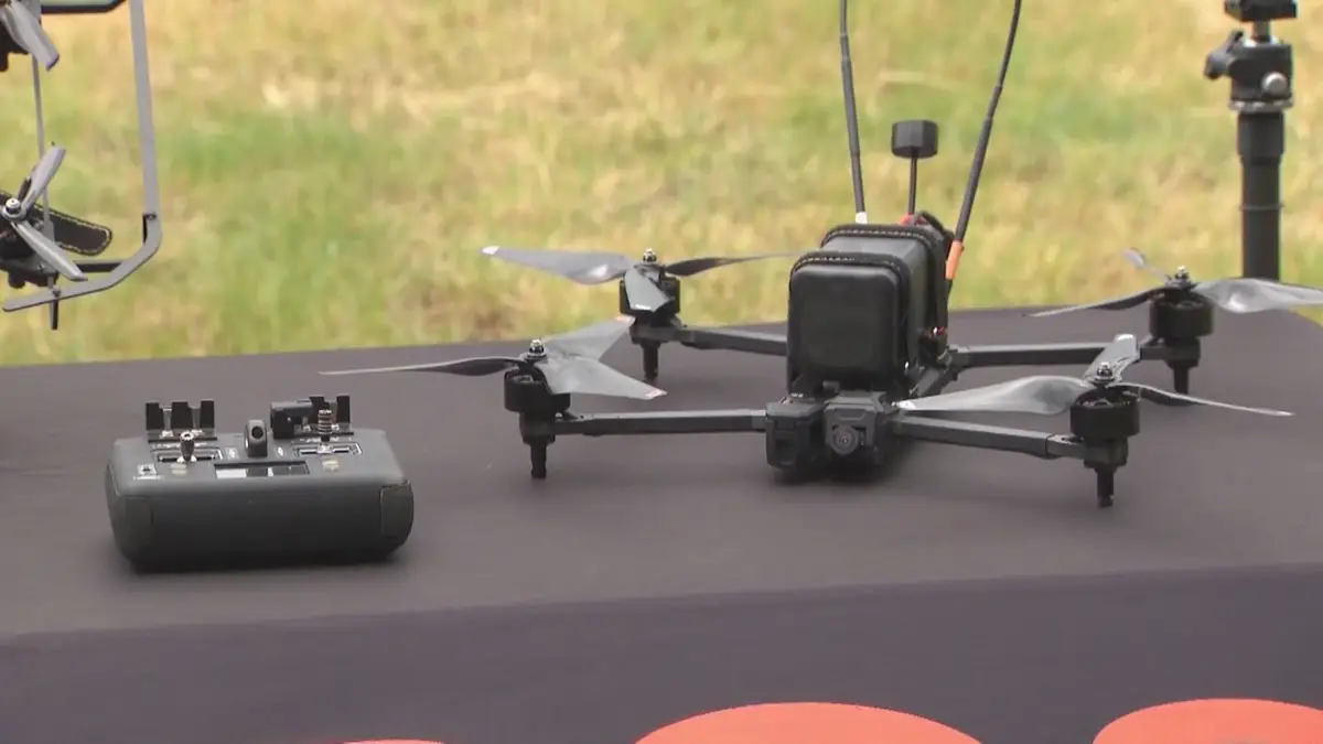 Serão os drones a peça essencial da guerra moderna? - SIC Notícias