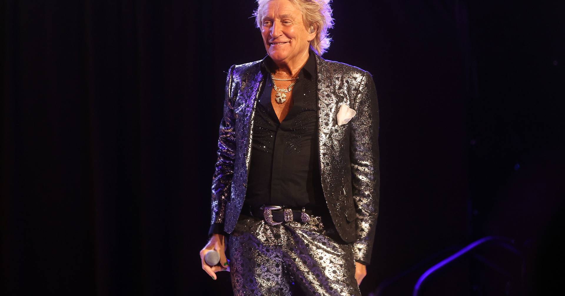 Aos 81 anos, Rod Stewart diz estar longe da reforma: músico é cabeça de ...